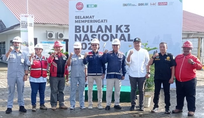 Disnakermoduk Aceh Gelar Apel Peringatan Bulan K3 Nasional
