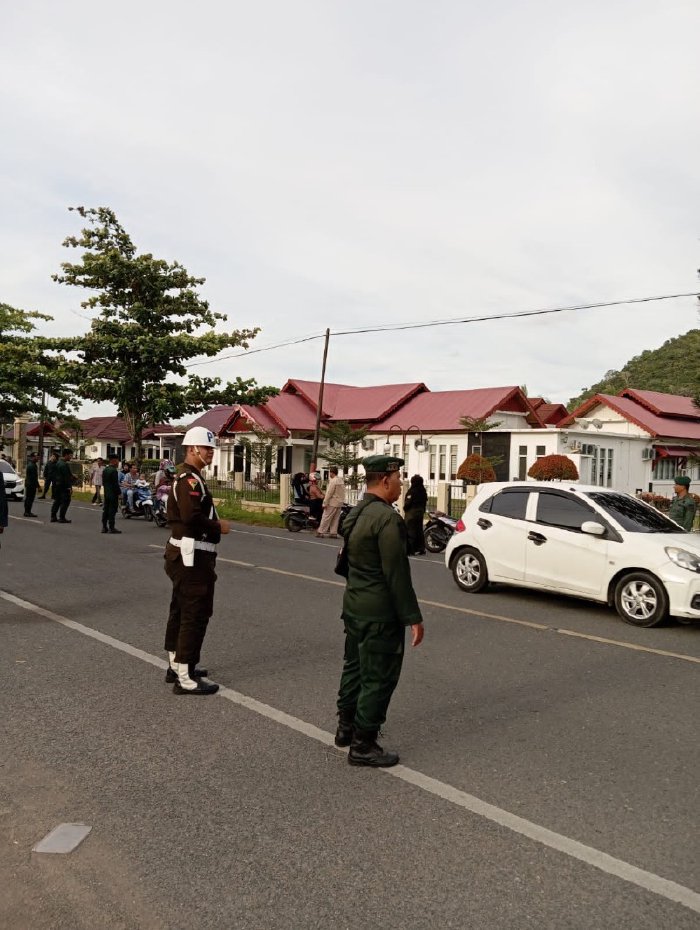 60 Orang Laki-laki dan Perempuan Terjaring Razia Syariat Islam oleh ...